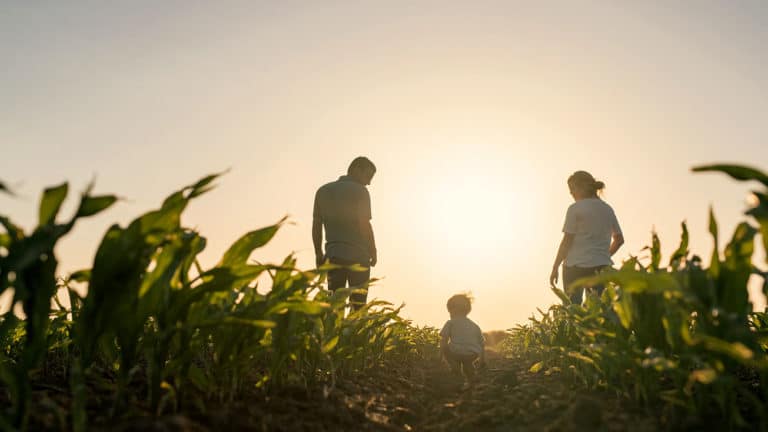The U.S. Farm Labor Shortage Infographic | AgAmerica